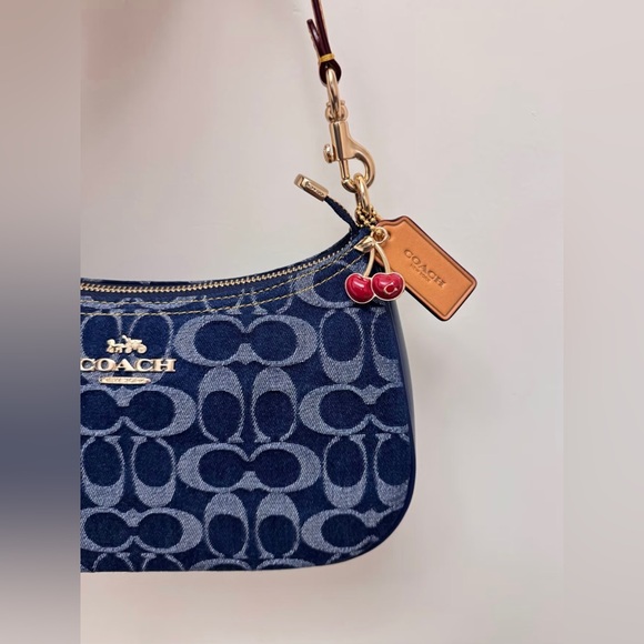 Coach | Bags | Nwtcoach Teri Shoulder Bag In Signature Denimcoach Caf82 ...